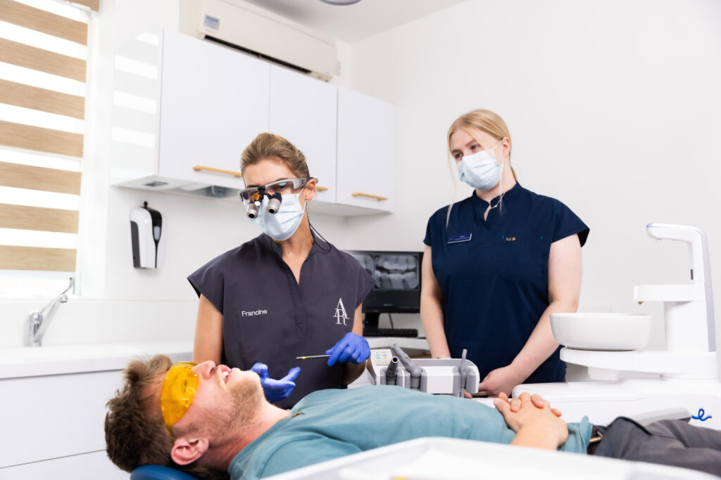 Airflow Treatment: A Gentle, Modern Way to Keep Your Smile Healthy ...